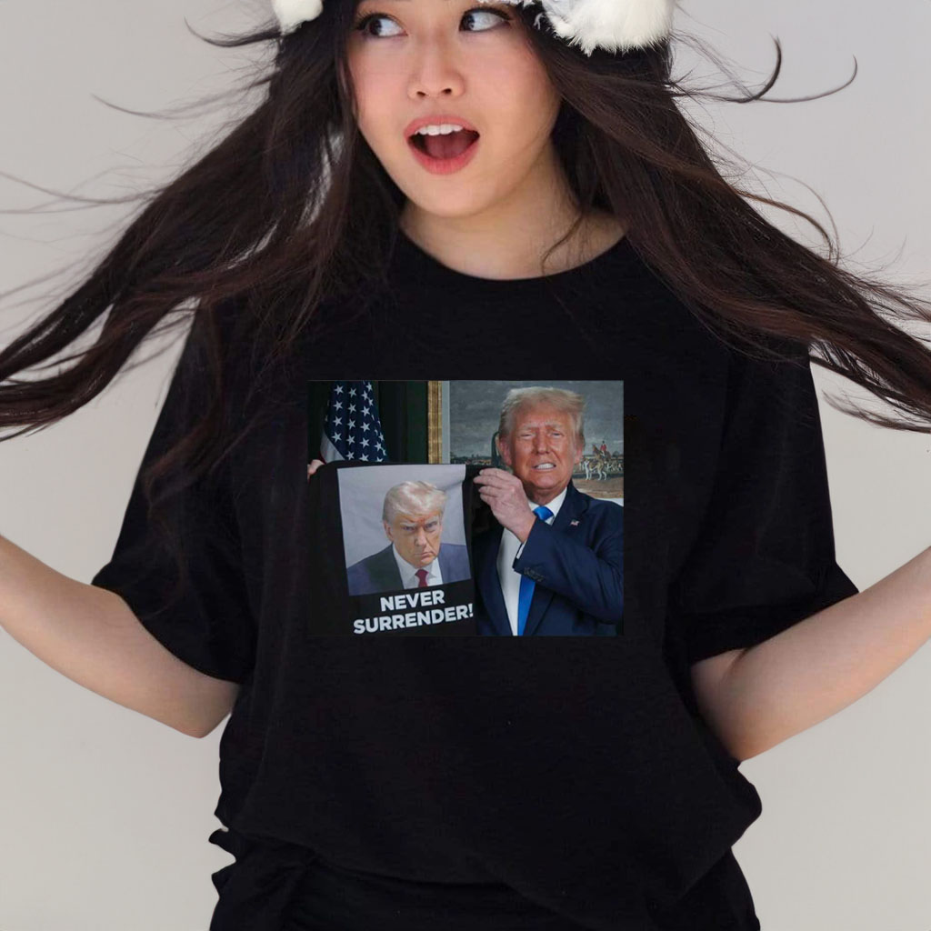 Trump Proudly Shows Off New T-Shirt - Shirts owl